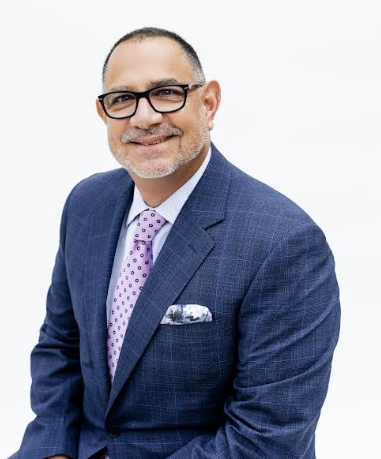 Transforming Leadership: Oscar Lizardi's Journey with Vistage